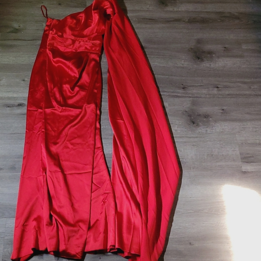 Burgundy Flore Length One Shoulder Cloak Sleeve Forma… - Gem